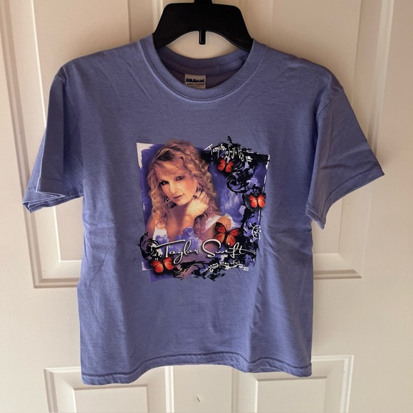 Gildan | Shirts & Tops | Vintage 207 Nwot Taylor Swift Debut Album Tour ...